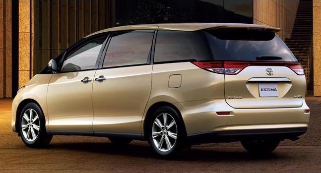 *Vehicle(s) shown may feature optional equipment.