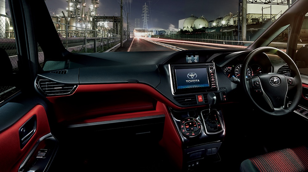 New Toyota Voxy Hybrid Cockpit picture, Driver view photo and Interior ...