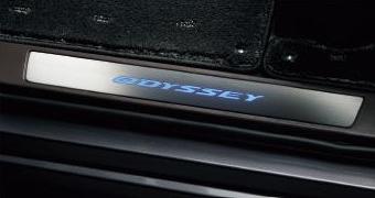 Side Step Garnish US$410